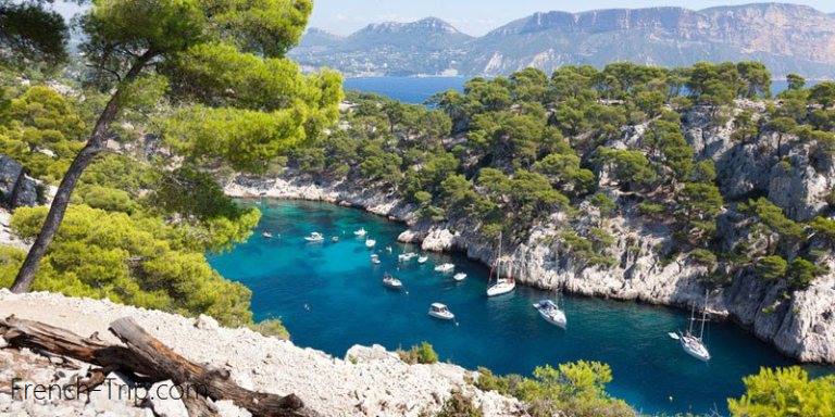 Provence - when to visit? Climate and seasons - Best France travel guide